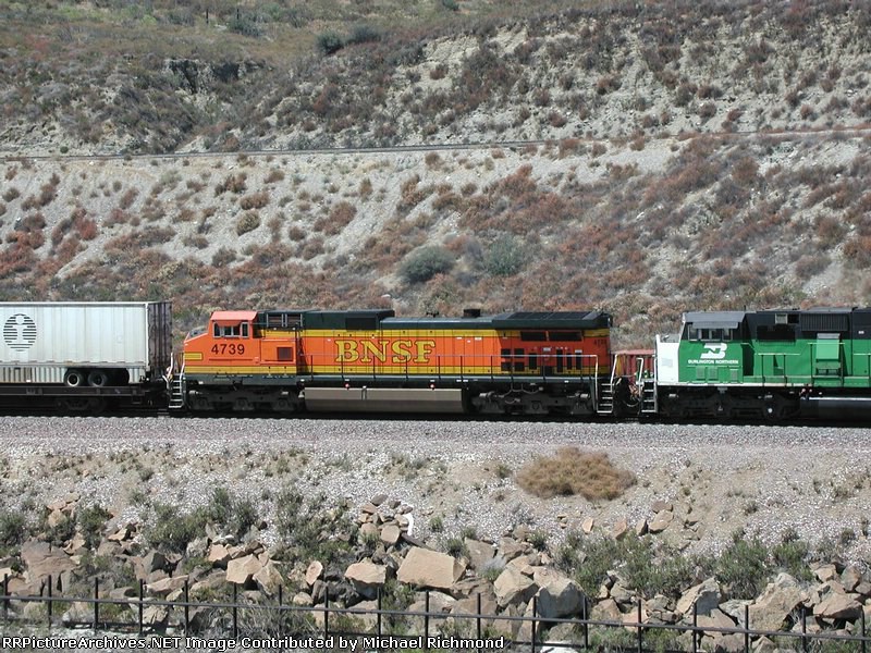 BNSF 4739